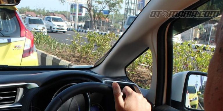 Tips Berkendara Aman: Blind Spot / Kecepatan / Rambu • Sikatabis.com